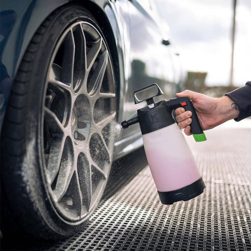 IK Sprayers | Foam Pro 2 | 2.0 Liter Professional Sprayer