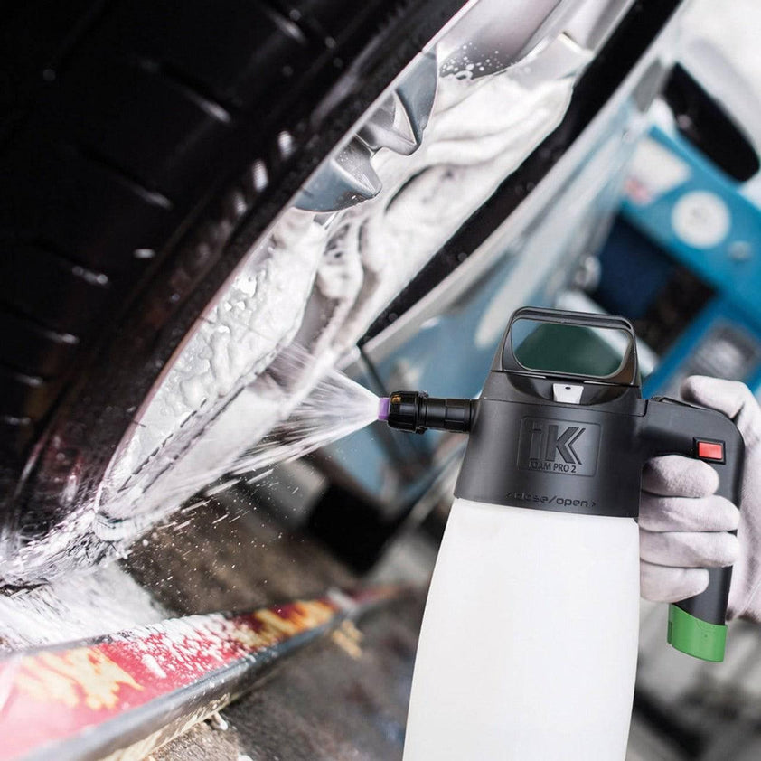 IK Sprayers | Foam Pro 2 | 2.0 Liter Professional Sprayer
